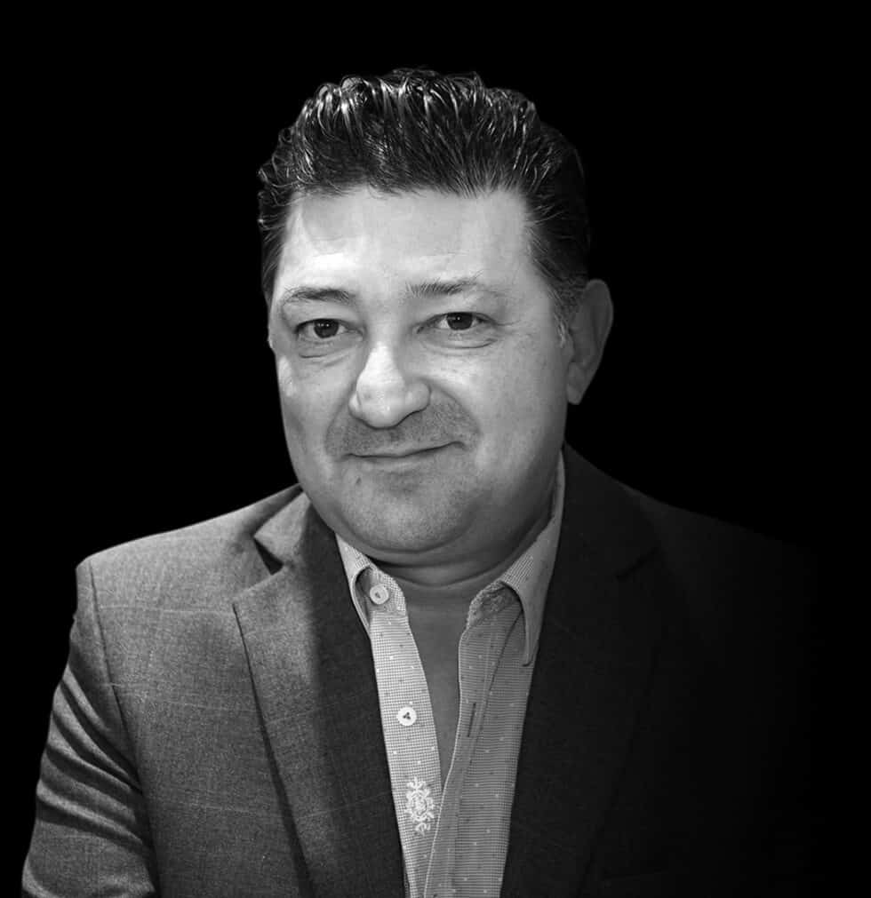 Our Experts | Elan Zaak